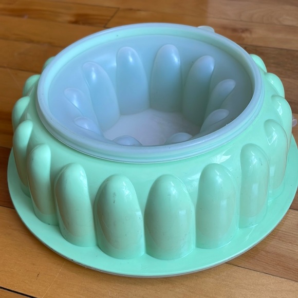 Tupperware | Kitchen | Tupperware Jello Mold | Poshmark
